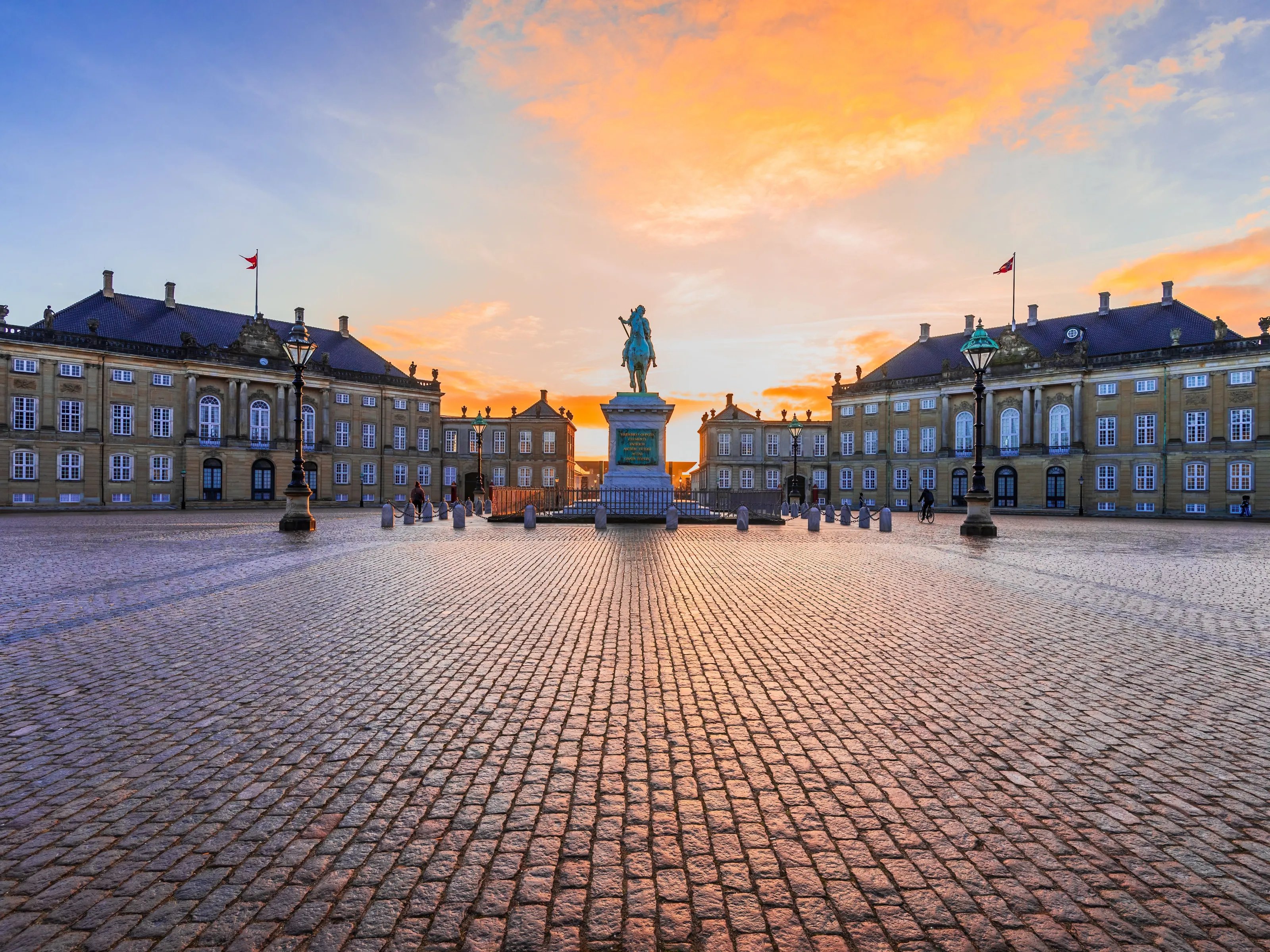 Copenhagen Travel Guide 2026 | Tips, Costs & Local Insights
