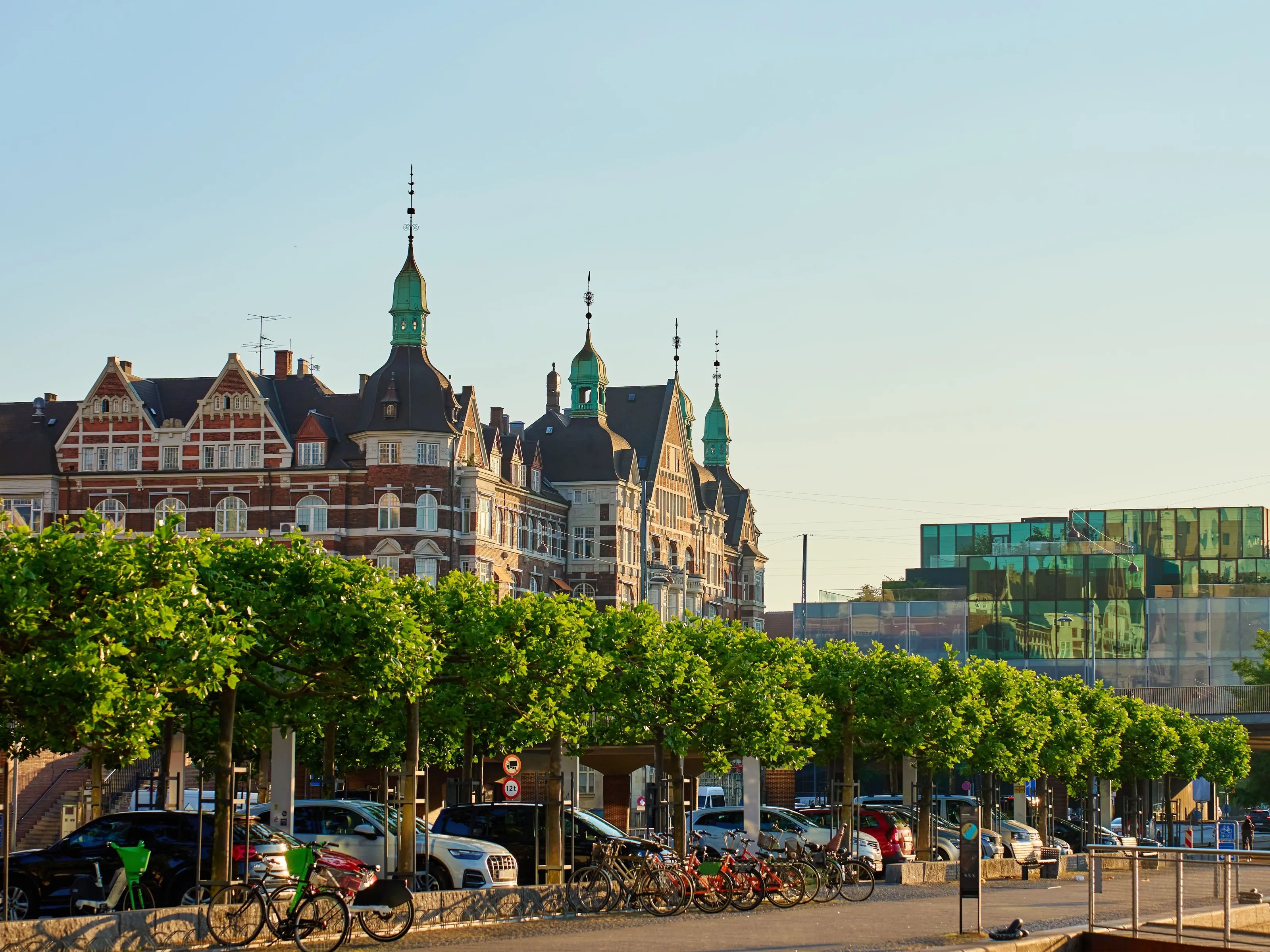 Copenhagen Travel Guide 2026 | Tips, Costs & Local Insights